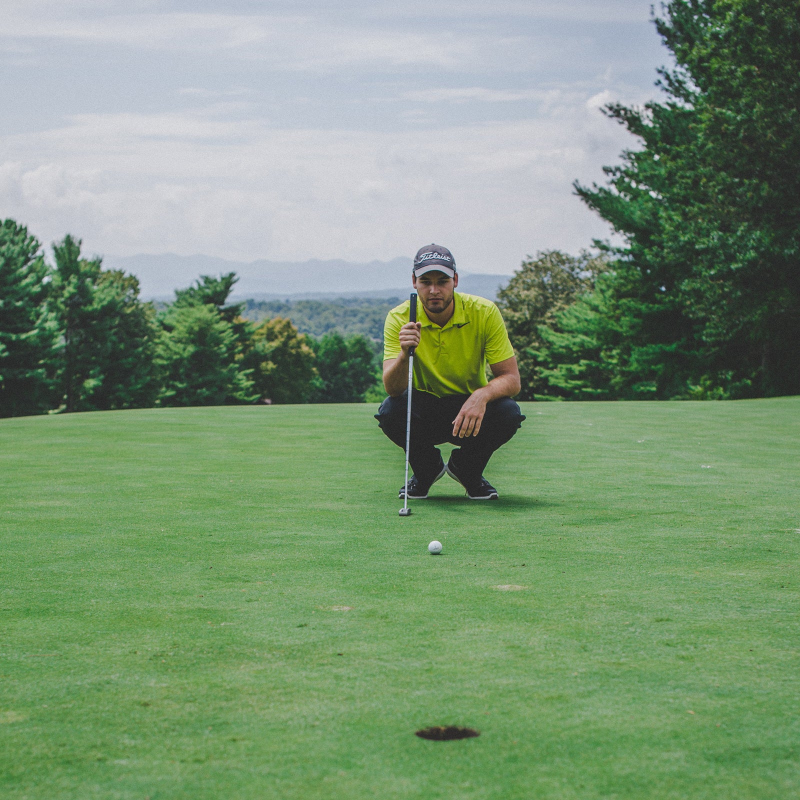 How To Putt In Golf: A Complete Guide For Beginners – More Sports